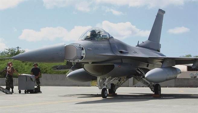 韓KF-16戰機升級機密外洩軍火商 檢方搜查 - 軍事 - 中時新聞網