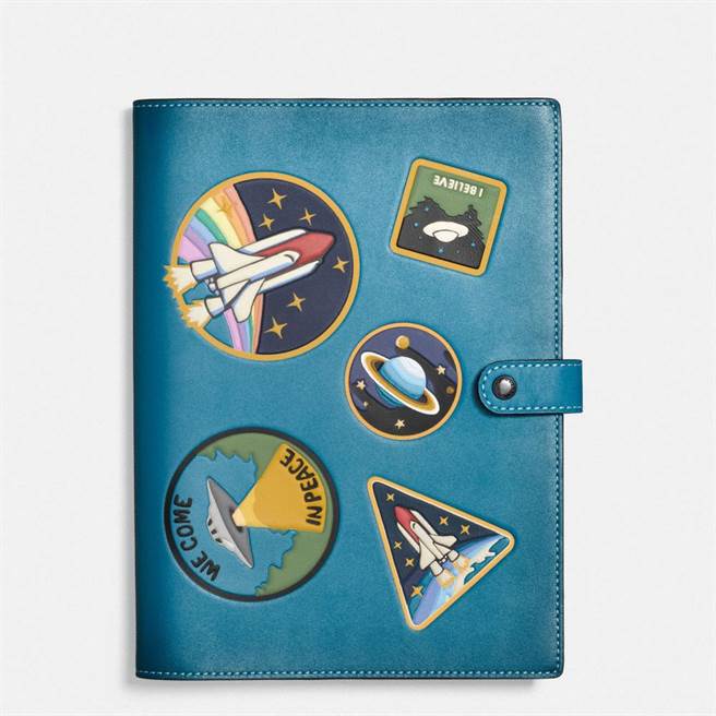 REXY 恐龍俏皮回歸！SPACE 限量系列讓你登上太空 實現宇宙漫遊夢想 - 潮流 - 樂時尚