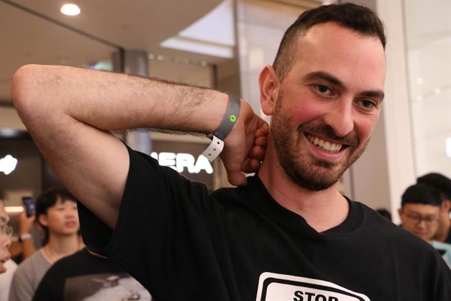 台灣首家蘋果直營店盛大開幕 紐約果粉搶頭香 - 科技 - 中時新聞網