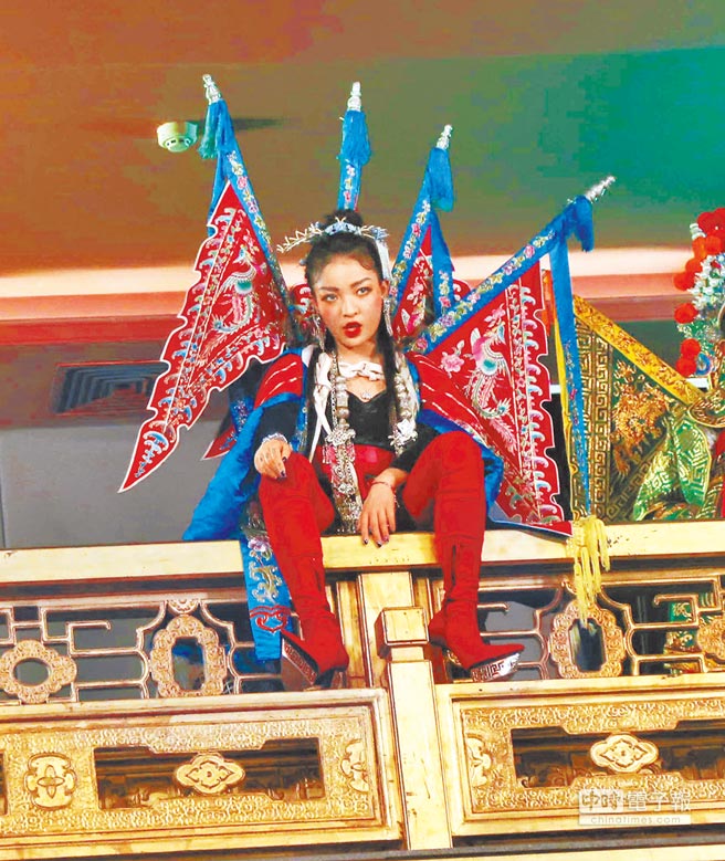 VAVA商演價暴增10倍 - 娛樂 - 中國時報