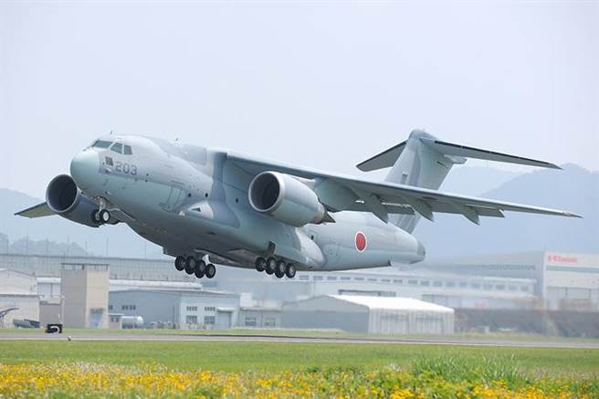 日本C-2運輸機亮相杜拜航展 尋找出口機會 - 軍事 - 中時新聞網