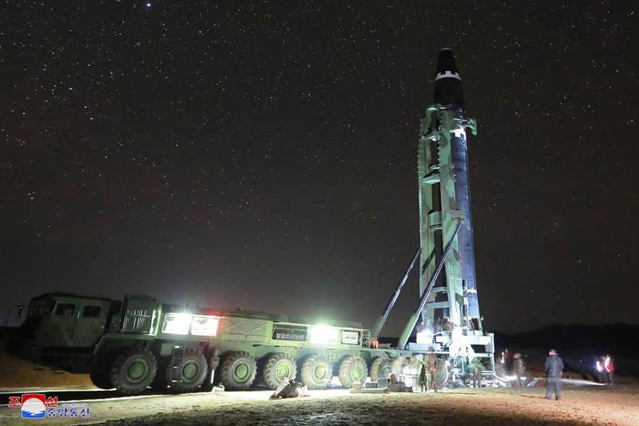 北韓大改造 9軸飛彈發射車原是中國貨 - 軍事 - 中時電子報