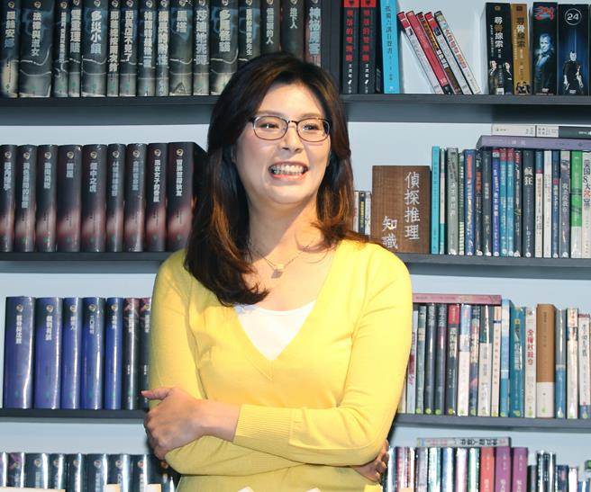 郑丽文不齿台湾价值变猜忌根源 轰蔡英文走到绝境 - 政治 - 中时新闻网