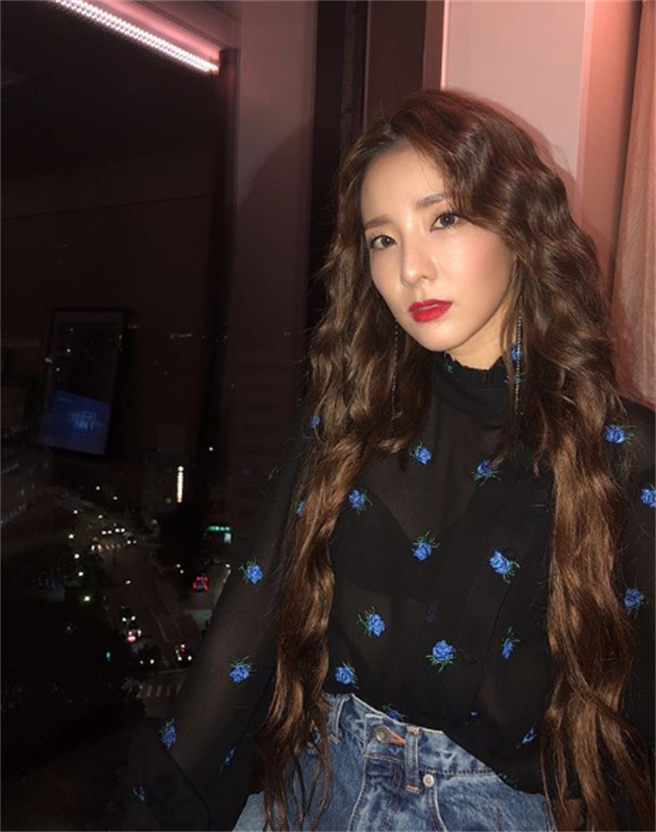 前2NE1成員Dara只有39kg！曝3招「狂吃都不會胖」 - 美妝 - 樂時尚