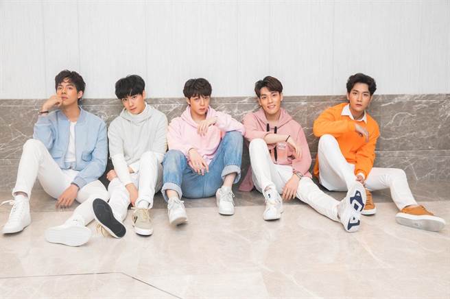 腐女注意！泰國BL劇小鮮肉SBFIVE 12／9來台提早過聖誕 - 娛樂 - 時報周刊