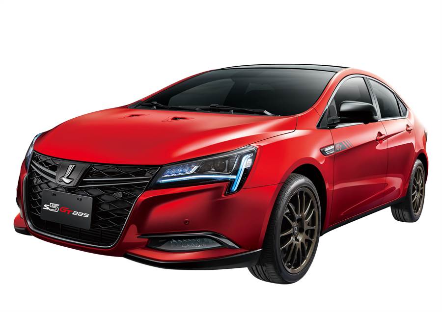 LUXGEN S5 GT225全新轎跑 女王級副駕駛座是亮點 - 生活 - 中時