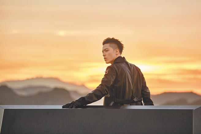 J.Sheon推新曲高歌〈愛已死〉 - 娛樂新聞 - 中國時報