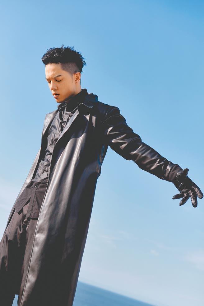 J.Sheon省預算封面視覺自己來 - 娛樂新聞 - 中國時報