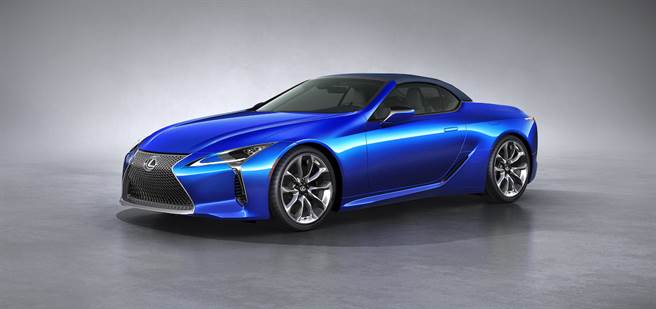 单一规格 588 万、Limited Edition 620 万，御风而行绝美敞篷 Lexus LC500 Convertible 正式发表 ...