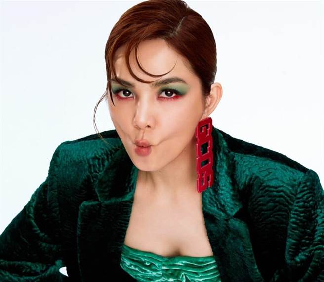 「高雄2021跨百光年」 Ella睽違6年獨家獻唱 - 娛樂 - 中時