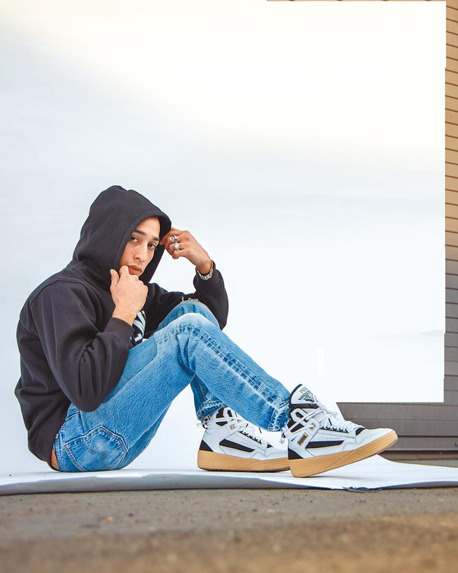 運動聯名熱 球星超模卡漫發光 - 消費 - 中國時報