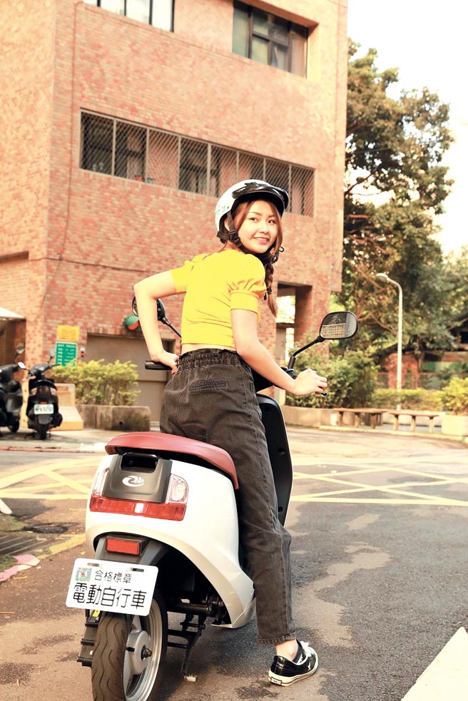 中华eMOVING Shine、Bobe 有保障 - 特刊 - 工商时报