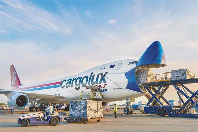 首批客製化BNT周四抵台 陳時中曝施打規劃 - 生活 - 中時新聞網