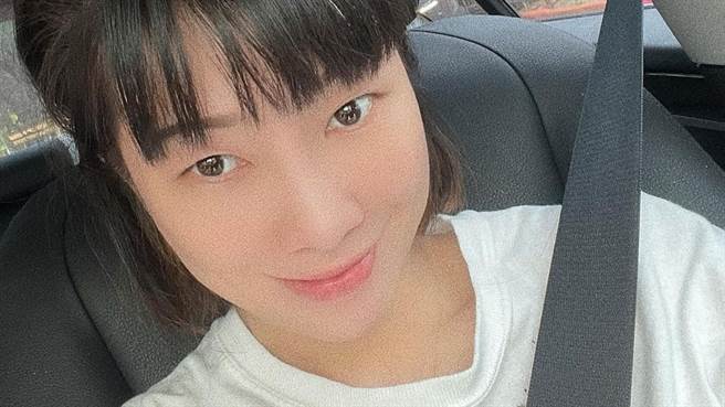 KIMIKO只穿內衣趴地掉出火辣雙球 真實體重曝光網驚呆 - 娛樂 - 中時新聞網