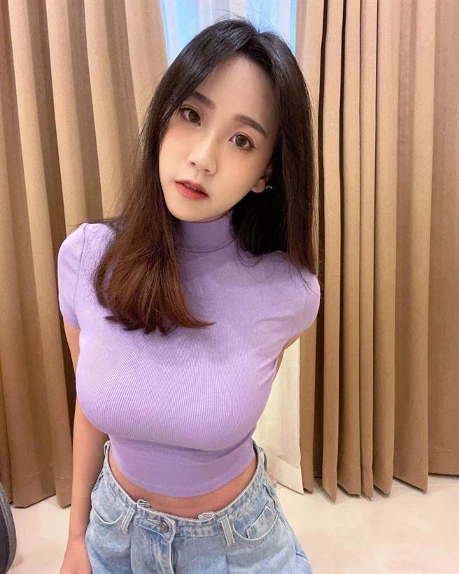 「最兇國文老師」 Queenta 衣服開超大洞 網敲碗：反過來穿啦 - 娛樂 - 中時新聞網