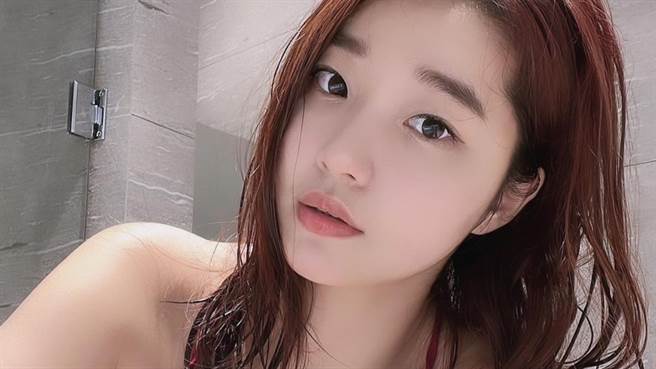 170cm辣媽細肩上衣裡沒穿 一彎腰超兇UU呼之欲出 - 娛樂 - 中時新聞網