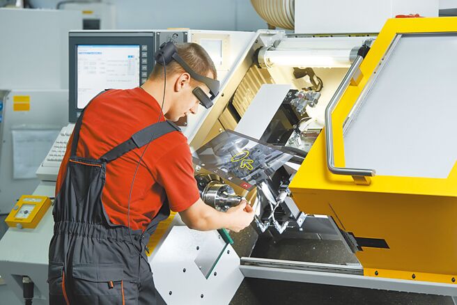 Epson AR智慧眼鏡 遠程協作利器 - 產業．科技 - 工商時報