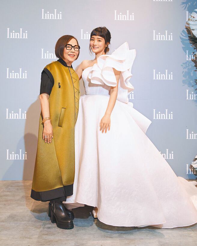 王淨穿環保婚紗 不排斥閃婚 - 時尚消費 - 中國時報