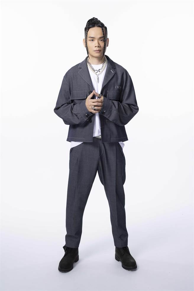 嘻哈歌手Barry曾讓瘦子甘願虧錢 不捨母親突然蒼老決心從良 - 娛樂 - 中時