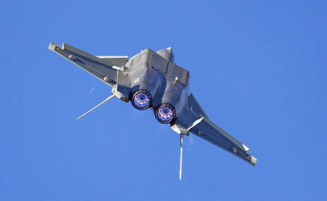 頭條揭密》陸罕見官宣曝WS15發動機首飛 殲20換心還要數年 - 政治 - 中時新聞網