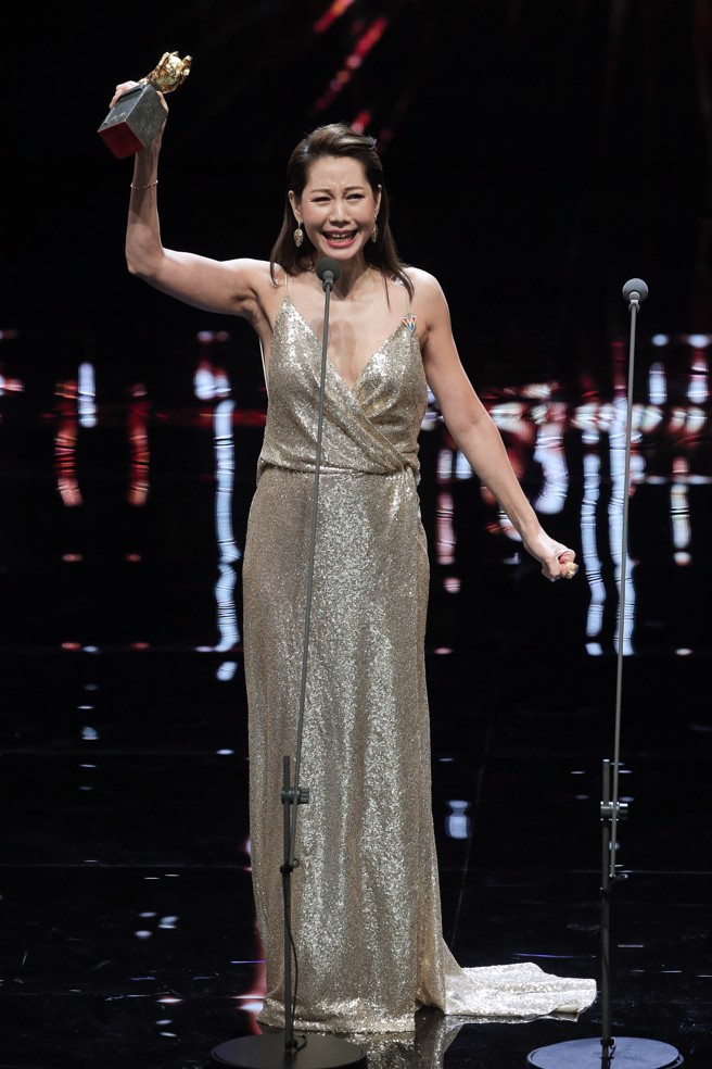 女星為紅大膽拍露點寫真 20年後蛻變成金馬最佳女配 - 娛樂 - 中時新聞網