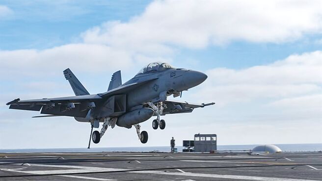 台灣最哈F-18的短場起降、電戰能力 - 話題觀察 - 旺報