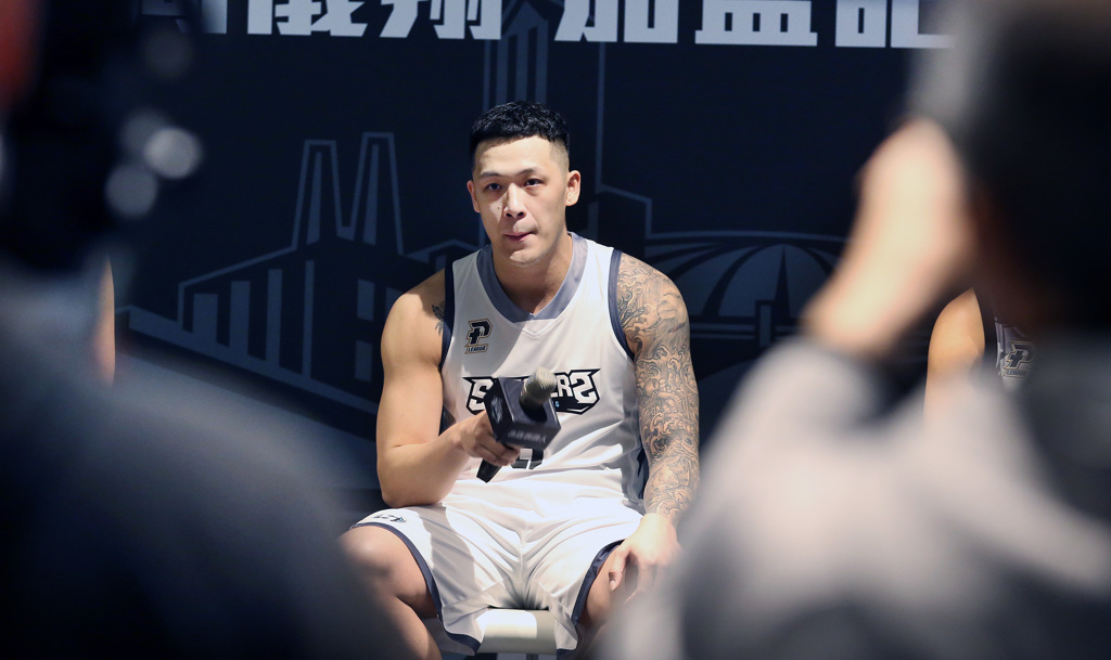 「台版LBJ」球星IG洩婚變端倪 遭直擊與辣妹到五星級飯店開房 - 娛樂 - 中時新聞網