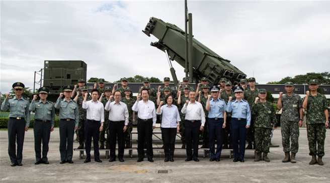 蔡英文視導「北台灣防護罩」空軍793旅桃園「愛三飛彈營」首曝光 - 政治 - 中時新聞網