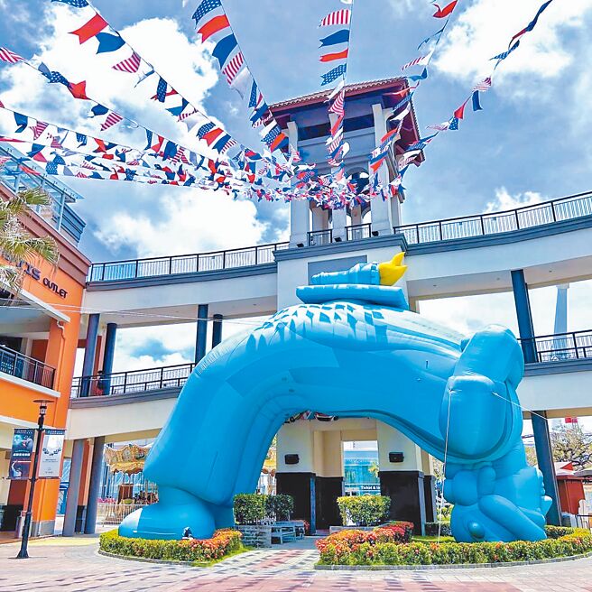SKM Park Outlets 高雄草衙 美國嘉年華登場 - 消費 - 中國時報