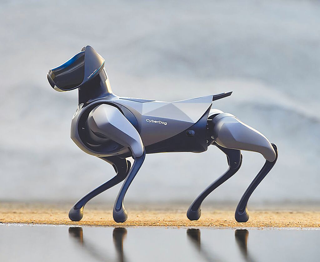 小米仿生機器狗 還會後空翻 - 觸潮流