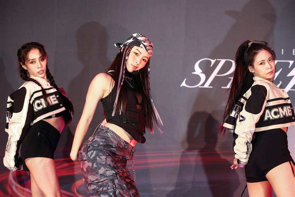 Elkie新歌MV帥氣甩尾 笑稱聞到「錢燒掉的味道」 曝來台long stay最愛這裡 - 娛樂 - 中時