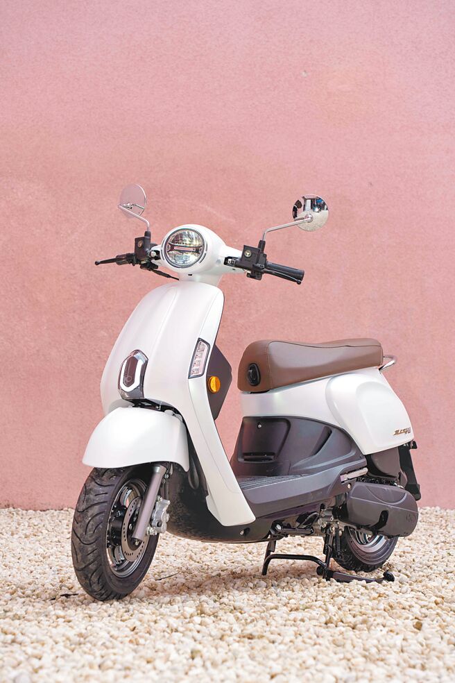 光陽破盤殺 LED機車史最低優惠 - 時尚消費 - 中國時報