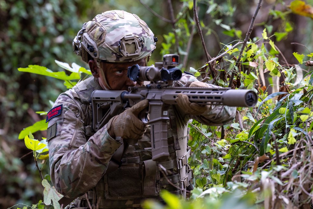 想通了！英国採购这1把新枪 L403A1亮点揭秘 - 军事 - 中时新闻网