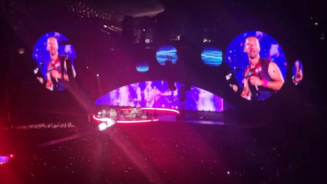 Coldplay演唱會LED手環「日本回收率97％」 網喊：台灣別輸 - 娛樂 - 中時新聞網