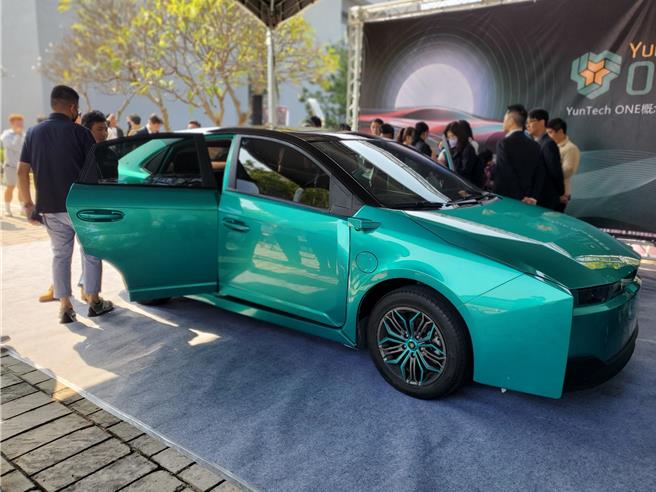 全台製零件組裝 雲科大發表首輛「YunTech ONE」電動車 - 生活 - 中時