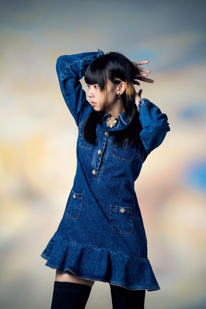 163 braces时而中二 时而成熟 反差感超圈粉 - 娱乐 - 中时