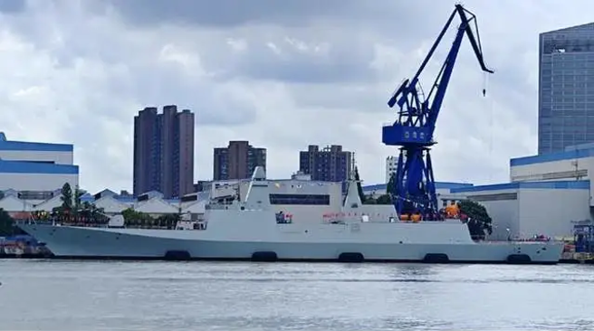 航速30節航母編隊新一代054B護衛艦 內置鐵錨增隱形能力 - 兩岸 - 中時新聞網