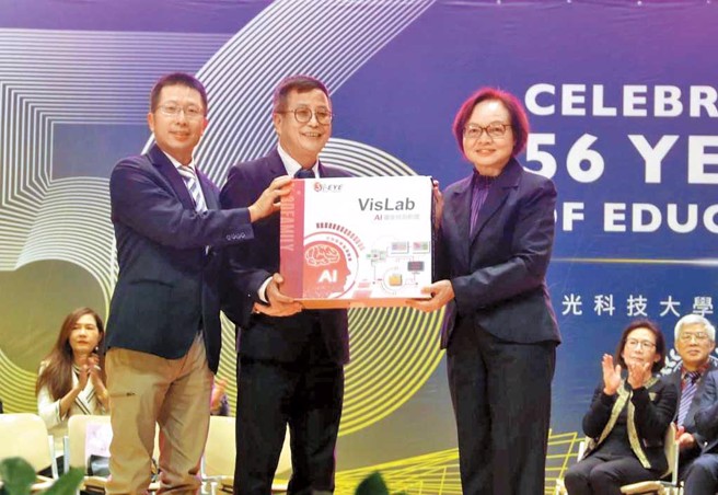 弘光科大培育全人健康照護AI人才 - 寶島 - 中時新聞網