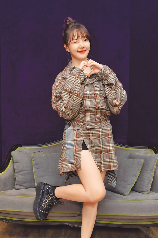 Yerin登台撂中文 萌喊想吃意麵 - 娛樂新聞 - 中國時報