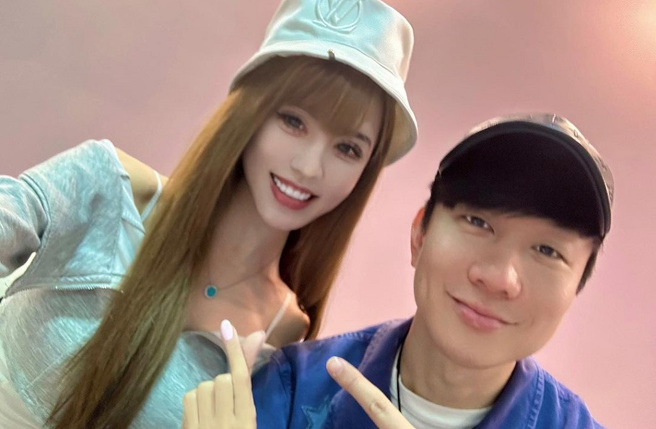 By2妹妹Yumi突晒与林俊杰合体照「比手指爱心」粉丝嗨翻 - 娱乐 - 中时新闻网