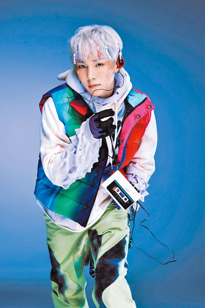 KEY登高雄櫻花季 歌迷敲碗合作BoA - 娛樂 - 中國時報