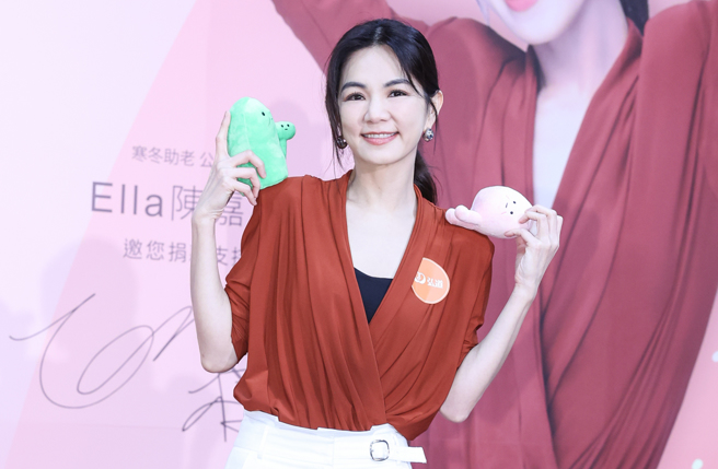 Ella超齡嫩照被翻出 36年前後對比網驚：從小就是后的命 - 娛樂 - 中時新聞網