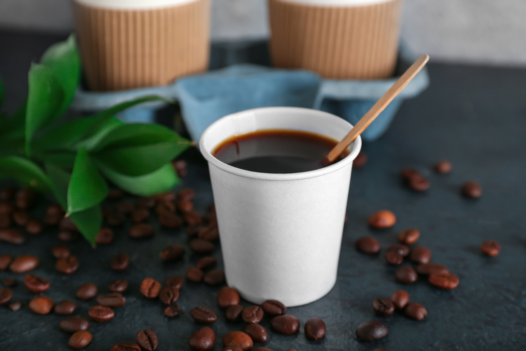 別拿這種杯子裝熱咖啡 專家示警：恐吃進毒素 - 健康 - 中時新聞網