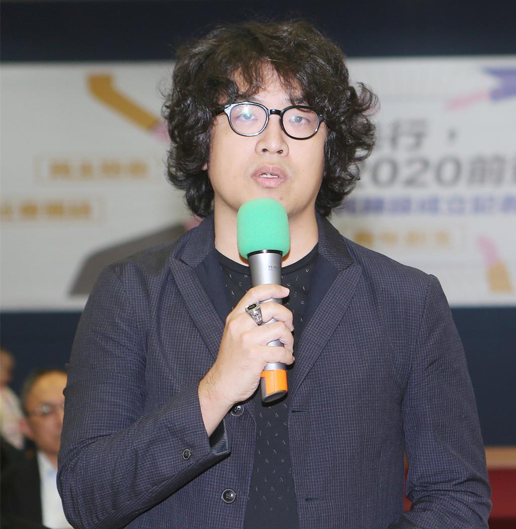 陸啟用M503航路的W122、W123 沈伯洋認：台灣欠缺反制措施 - 政治 - 中時