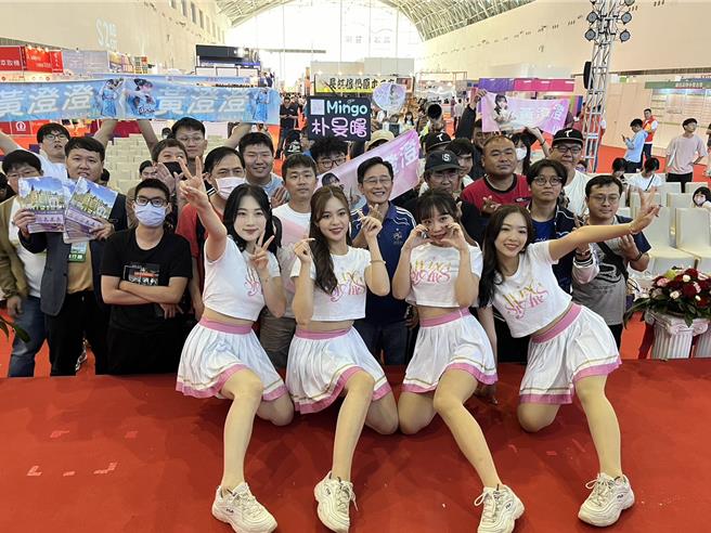 為旅展熱力應援 台鋼WINGSTARS啦啦隊透露最想去國家 - 寶島 - 中時