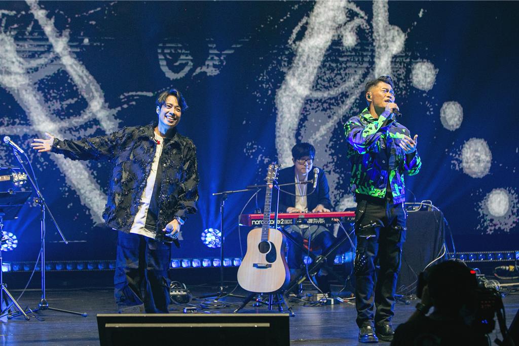 TANK開唱票房完售吸770萬 大咖歌王衝上台力挺全場嗨翻 - 娛樂 - 中時