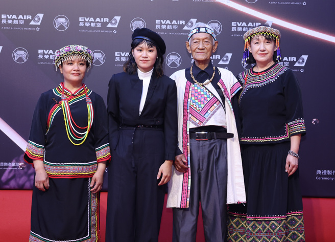 金曲35／Makav真爱获最佳新人、原住民语专辑 宝藏女孩连拿2奖 - 娱乐 - 中时新闻网