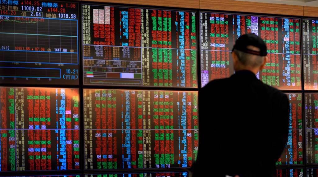 今年最狂ETF 00934配息逾19％！專家拋4大潛在危機 - 財經 - 中時新聞網