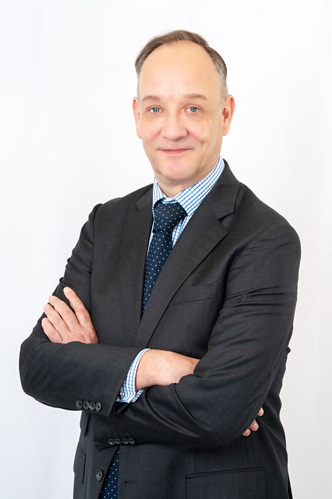 野村投信投資長俞鼎基 帶領團隊 看重經驗傳承 - 專題周報 - 工商時報