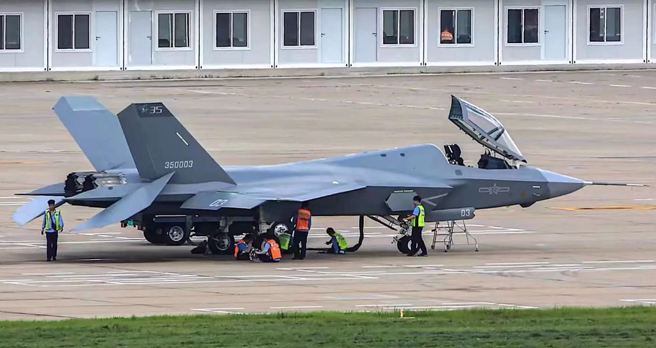 陸FC-31戰機可威脅美F-35、俄Su-57？ 栗正傑曝和殲-35差異 - 政治 - 中時新聞網